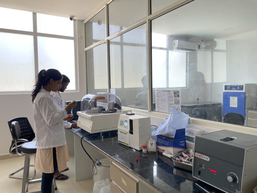 Biochemistry Lab – IAMC | IA Ayurvedic Medical College